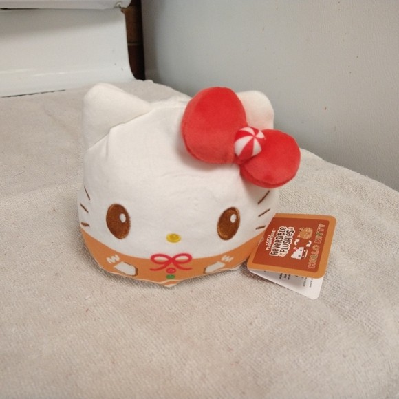 Sanrio | Toys | 224 Hello Kitty Gingerbread Reversible Plush Sanrio Nwt ...